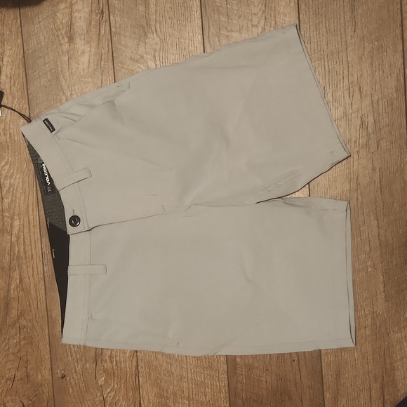 Volcom | Shorts | Volcom Mens Frickin Surf N Turf Static Hybrid Shorts ...